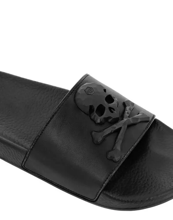 Philipp Plein Skull Detail Flip Flops