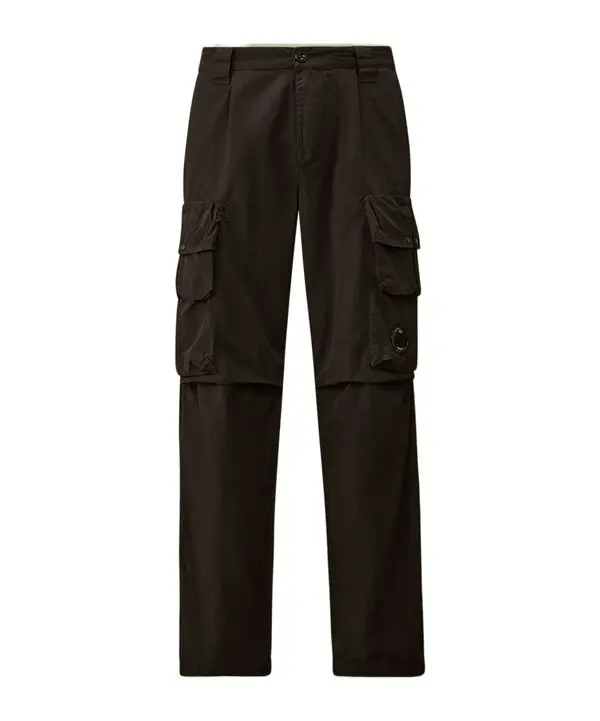 C.P. COMPANY Cargo Pants With Lens Detail - Black
