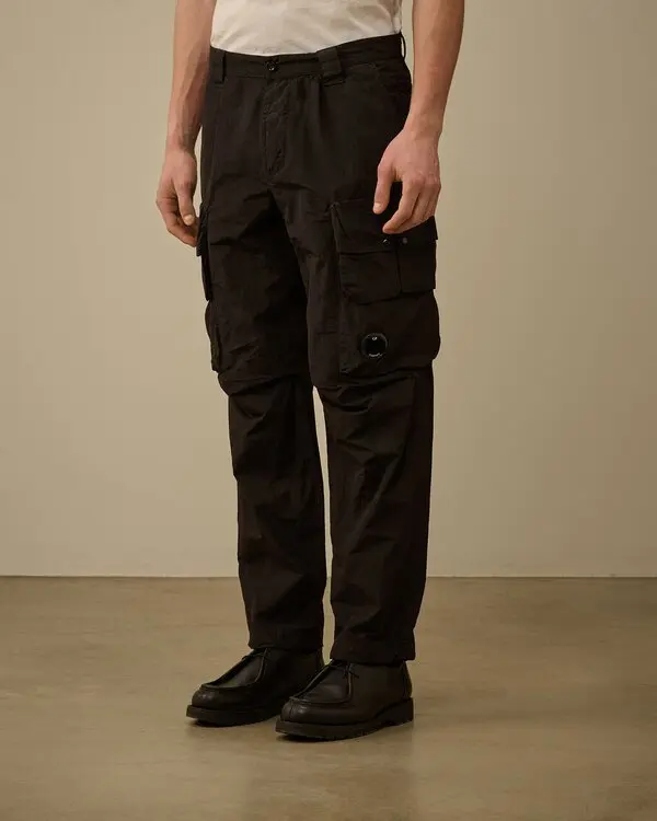 C.P. COMPANY Cargo Pants With Lens Detail - Black