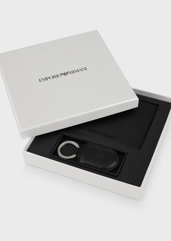 Emporio Armani Folded Leather Wallet And Tag - Black