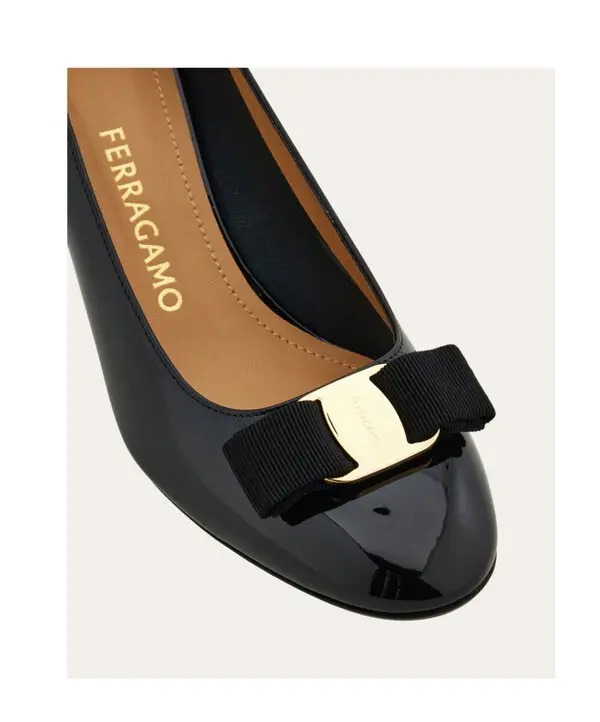 FERRAGAMO Vara Bow Block Heel Pumps - Black