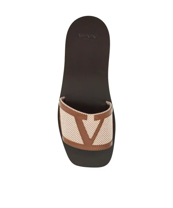 Valentino Garavani Vlogo Patch Square Toe Slippers