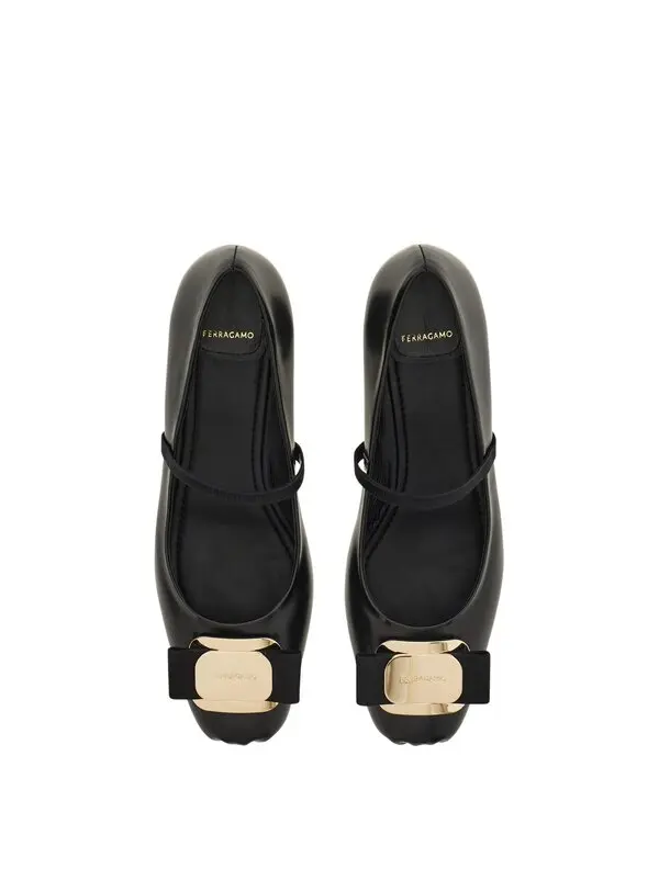FERRAGAMO Vara Plate Pump With Block Heel - Black