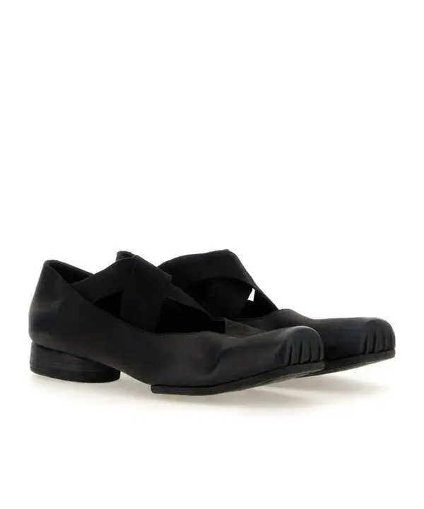 UMA WANG Square-toed Ballet Flats With Criss-cross Straps - Black
