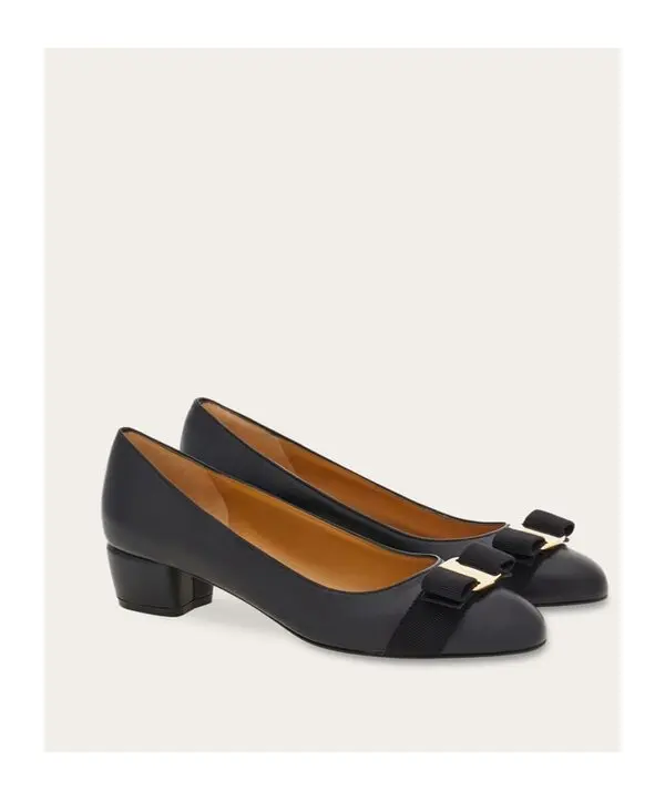 FERRAGAMO Round Toe Low Heel Pumps With Ribbon Detail - Black