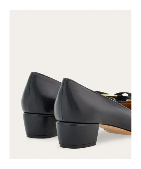 FERRAGAMO Round Toe Low Heel Pumps With Ribbon Detail - Black