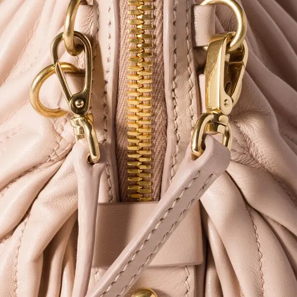 Miu Miu Caprice Matelassé Nappa Leather Clutch - Pink