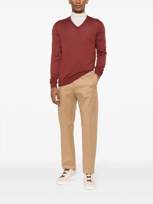 Colombo Fine-knit V-neck Jumper - Red