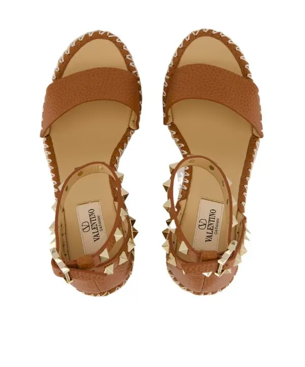 Valentino Garavani Rockstud Open Toe Wedge Sandals - Camel