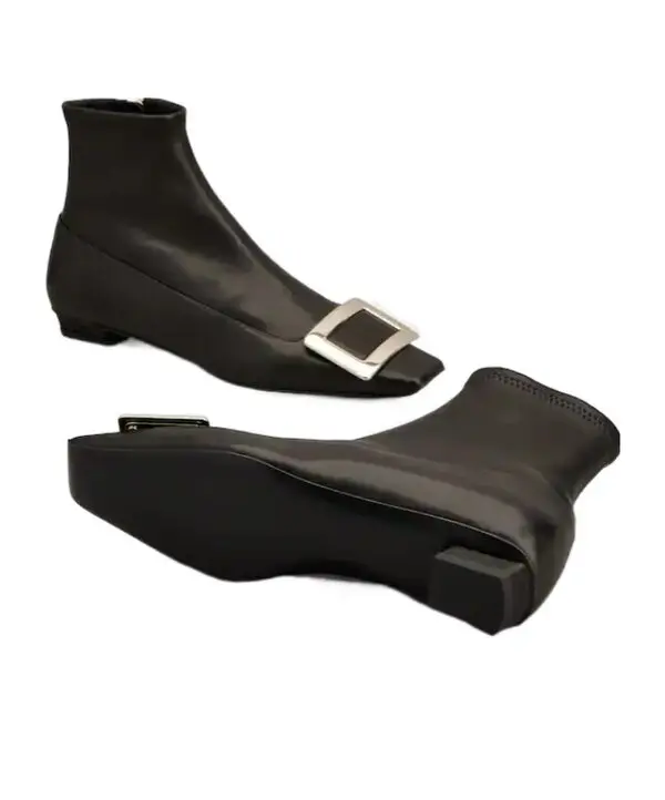 ROGER VIVIER Belle Vivier Leather Ankle Boots With Buckle Detail