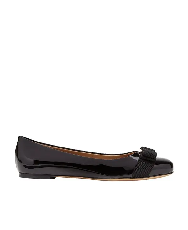 FERRAGAMO Vara Ballerina Flats - Black