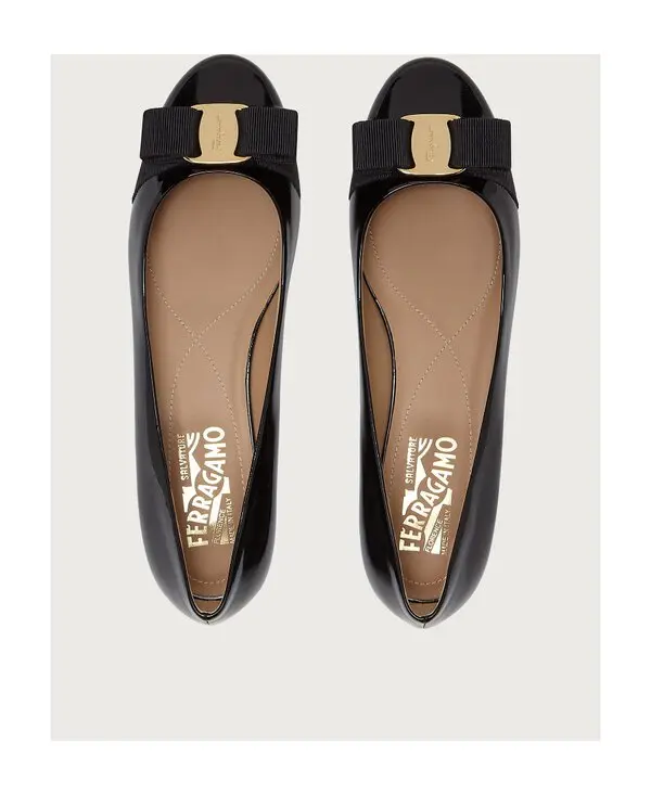 FERRAGAMO Vara Ballerina Flats - Black