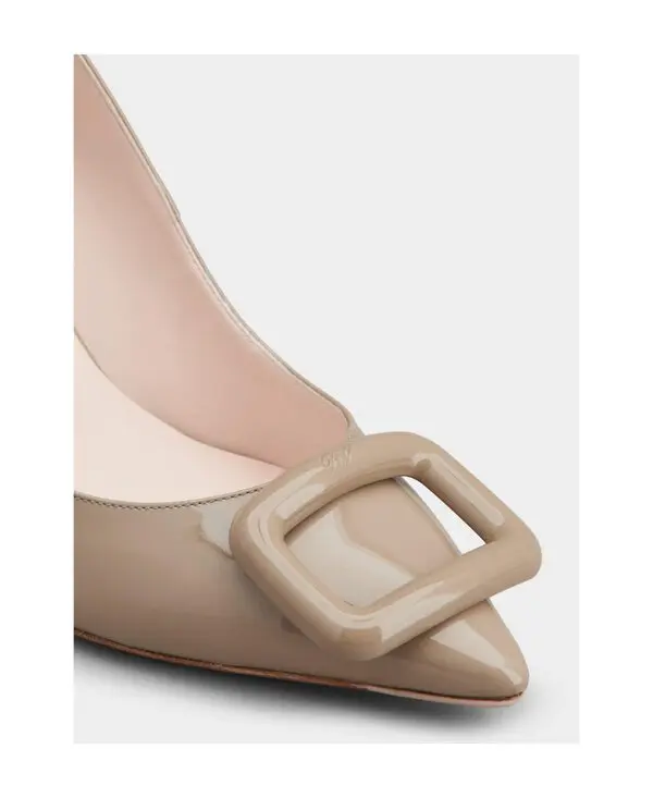ROGER VIVIER Viv' Choc Lacquered Buckle Pumps - Beige