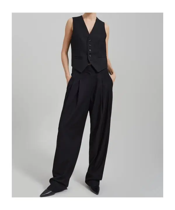 THE FRANKIE SHOP Gelso Slim Waistcoat Top