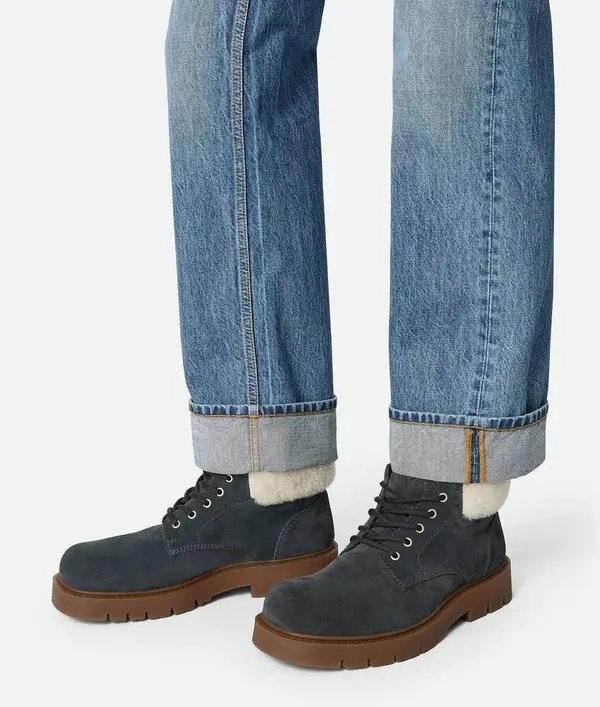 Bottega Veneta Haddock Suede Lace-up Boots With Merino Wool Collar - Black
