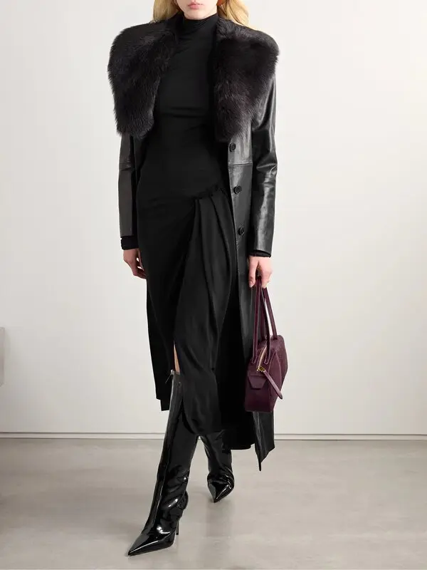 16Arlington High-necked Mid-length Dress