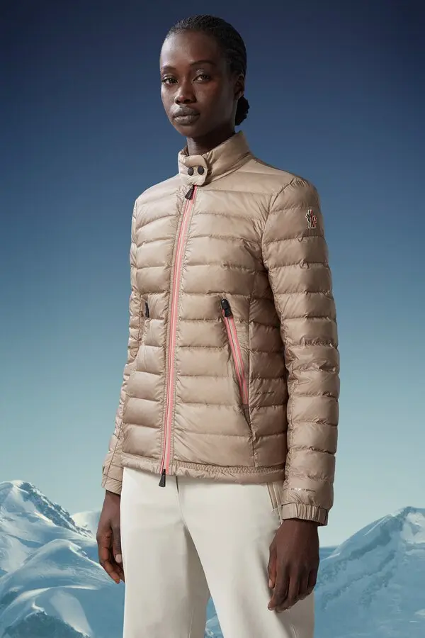 Moncler Walibi Short Down Jacket - Multicolor