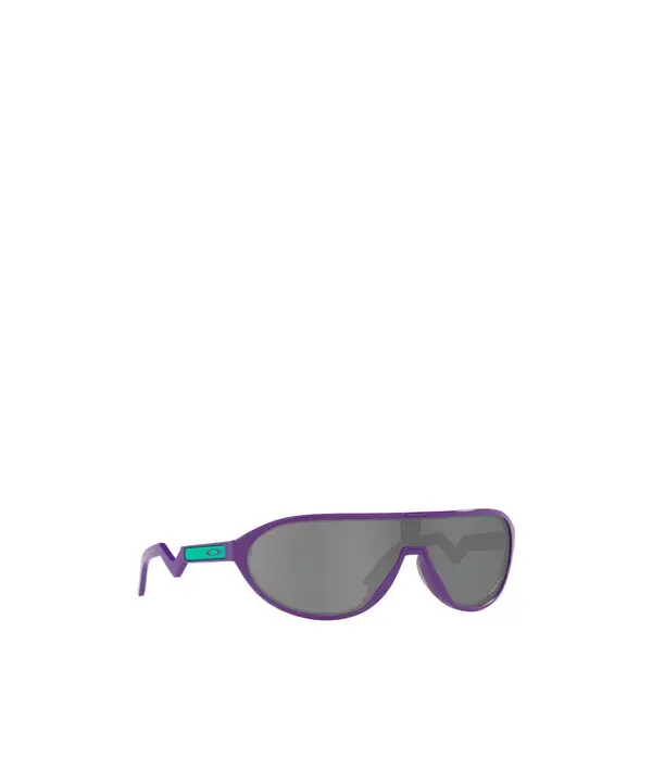 Oakley Full-framed Sunglasses