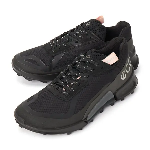 Ecco Round Toe Lace-up Sneakers