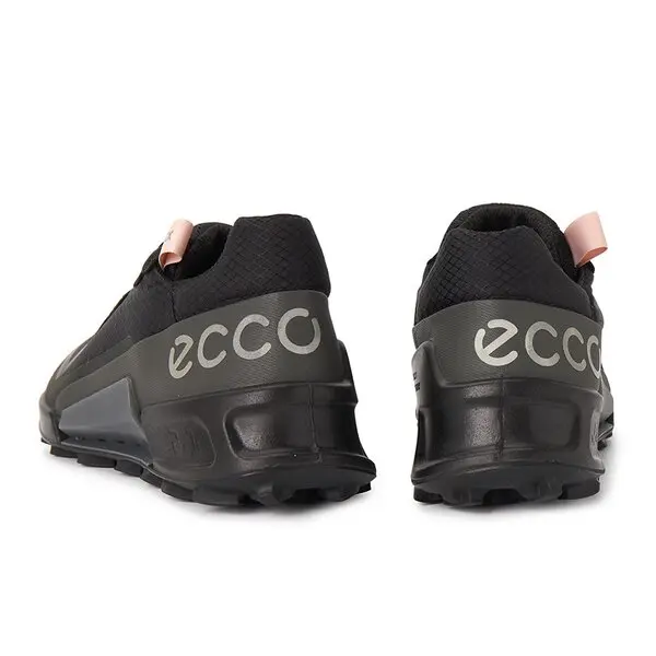 Ecco Round Toe Lace-up Sneakers