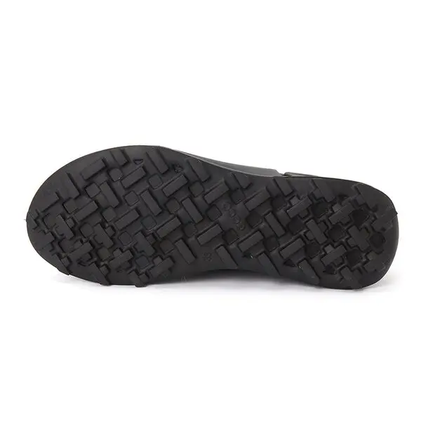 Ecco Round Toe Lace-up Sneakers