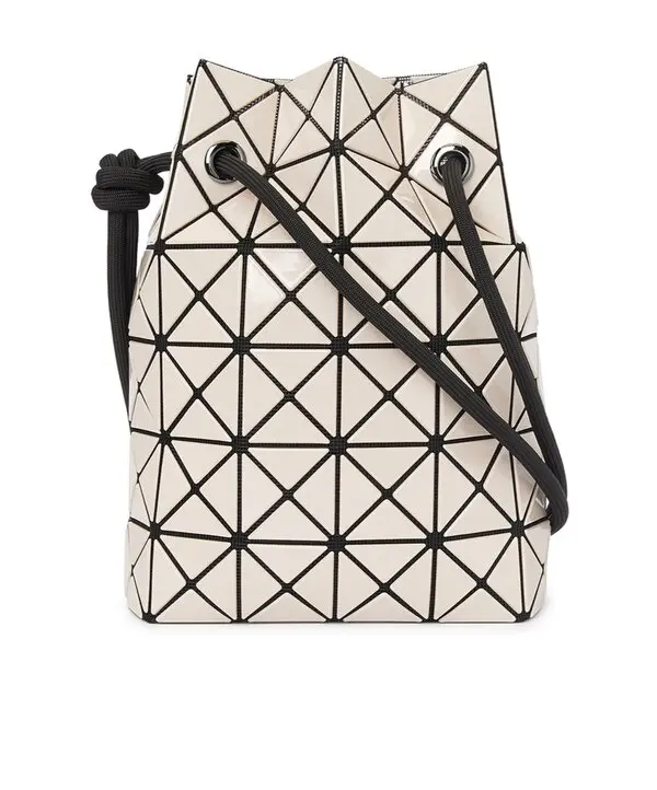 Issey Miyake Logo Embellished Drawstring Shoulder Bag - White