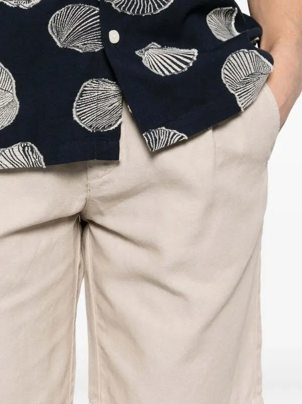 Eleventy Pleated Drawstring Shorts - White