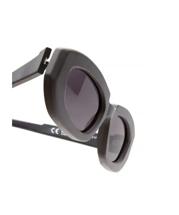KUBORAUM Geometric Sunglasses - Black