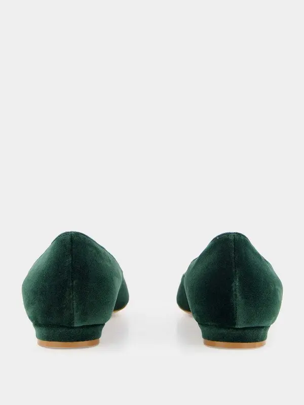 Manolo Blahnik Round Toe Flat