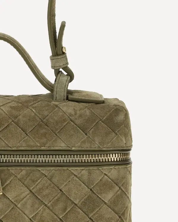 Bottega Veneta Intrecciato Zipper Shoulder Bag - Green