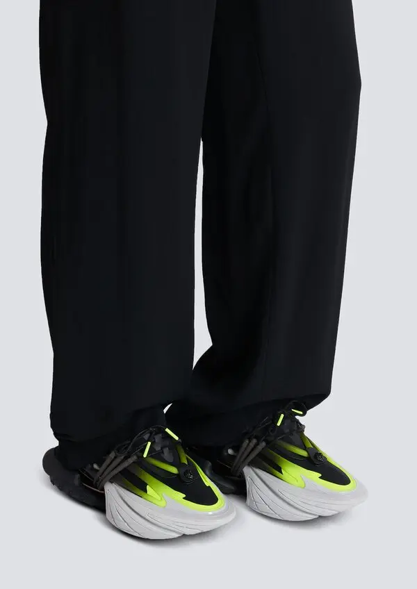 Balmain Fluorescent Neoprene And Leather Trainers - Black