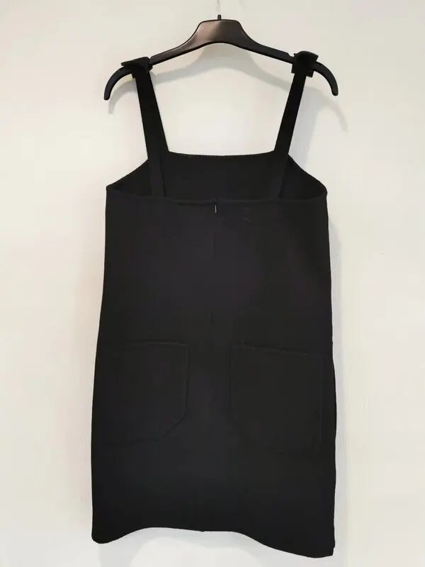 Max Mara Sleeveless Square Neck Mini Dress With Patch Pockets - Black