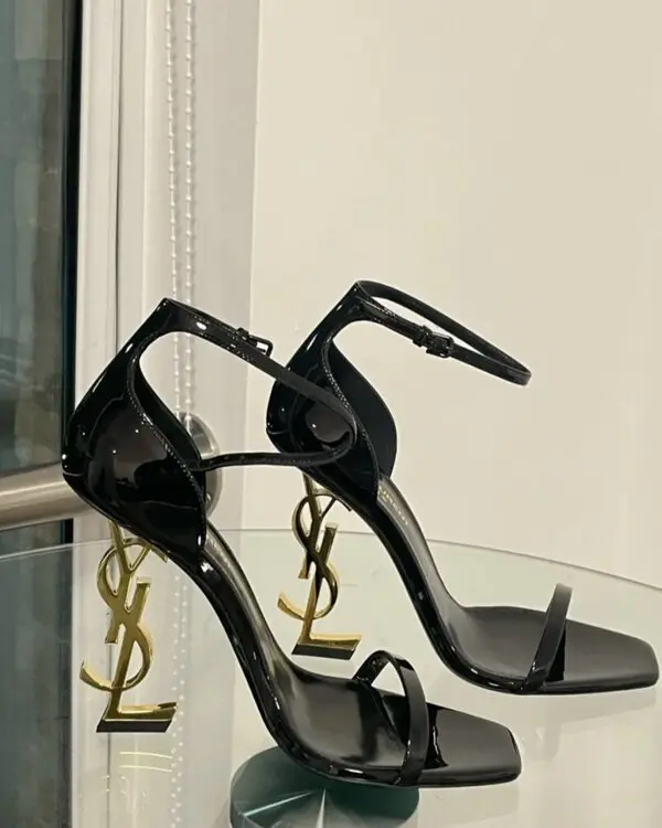 Saint Laurent Opyum Patent Leather Open Toe Sandals With Cassandre Heel - Black