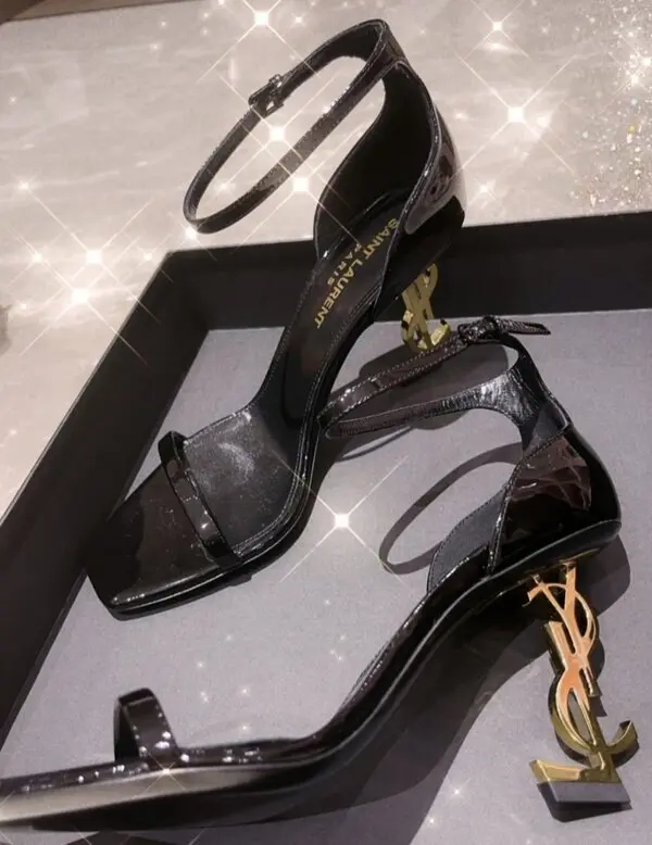 Saint Laurent Opyum Patent Leather Open Toe Sandals With Cassandre Heel - Black