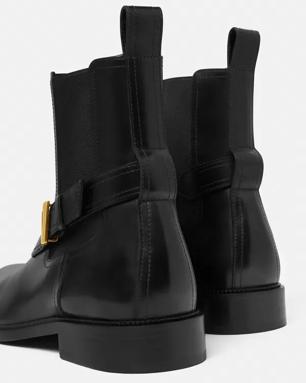 Versace V-plaque Chelsea Boots