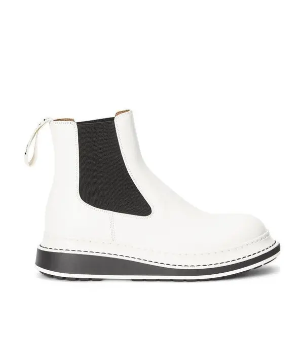 Loewe Chelsea Boot In Calfskin - White