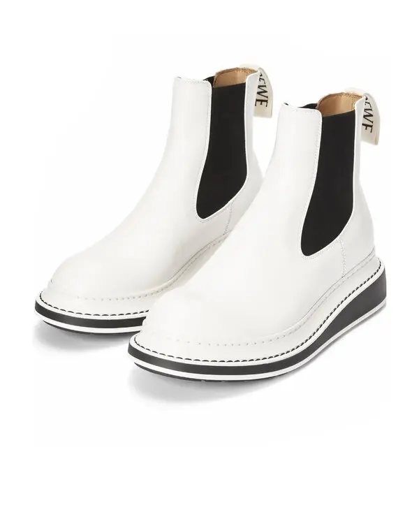 Loewe Chelsea Boot In Calfskin - White
