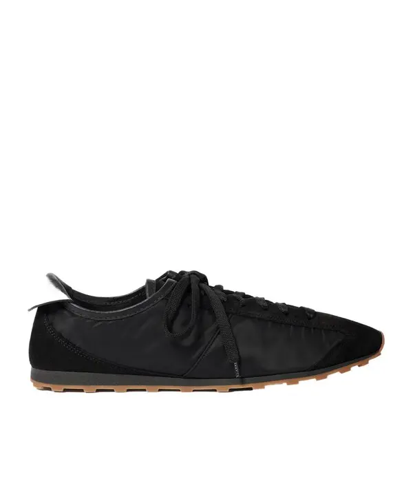 Jacquemus Pointed-toe Lace-up Sneakers - Black