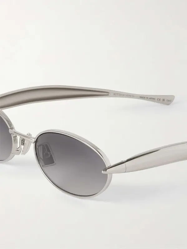 Bottega Veneta Oval Frame Sunglasses - Gray