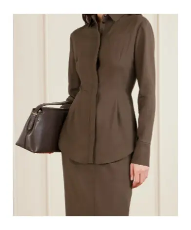 Tove Long Sleeve Shirt With Classic Collar And Curved Hem - Brown