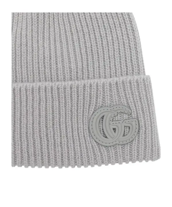 Gucci Cashmere Ribbed Beanie With Gg Patches - Grey