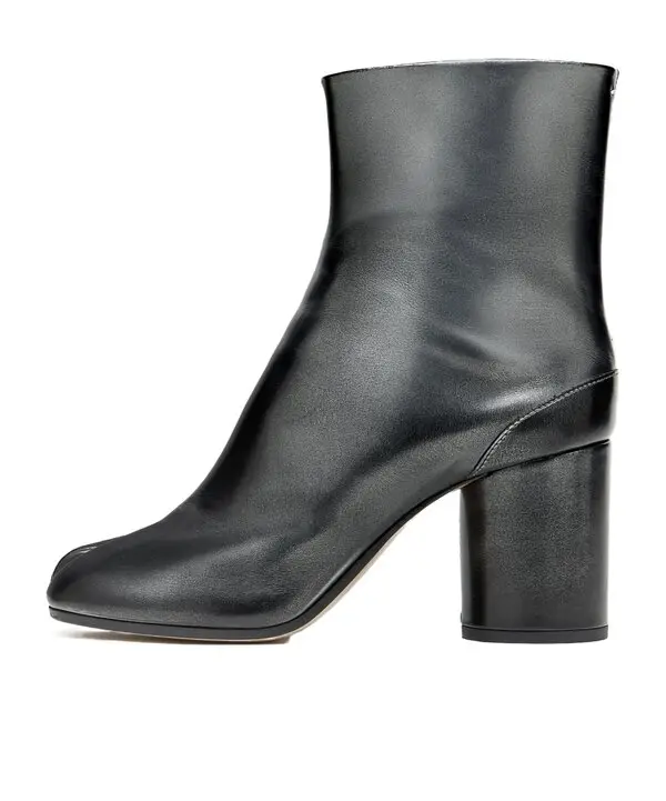 MAISON MARGIELA Tabi Ankle Boots With Cylindrical Heel - Black