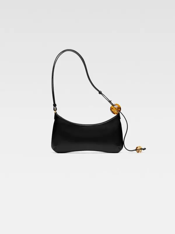 Jacquemus Bisou Perle Logo Plaque Shoulder Bag - Black