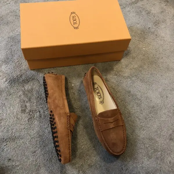 TOD'S Gommino Penny Bar Driving Loafers - Brown