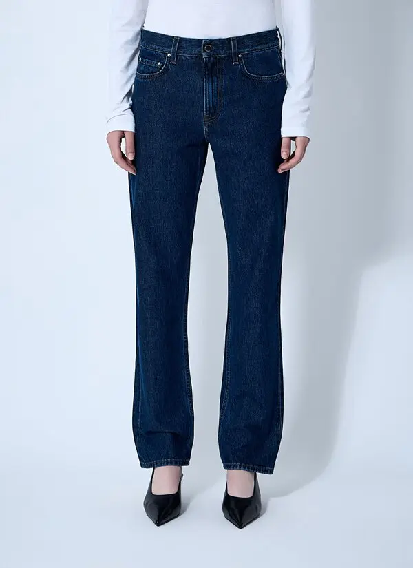 TOTEME Straight-leg Jeans With Logo Patch - Indigo