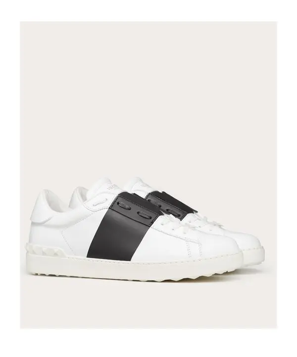 Valentino Garavani Open Round Toe Sneakers - White/black