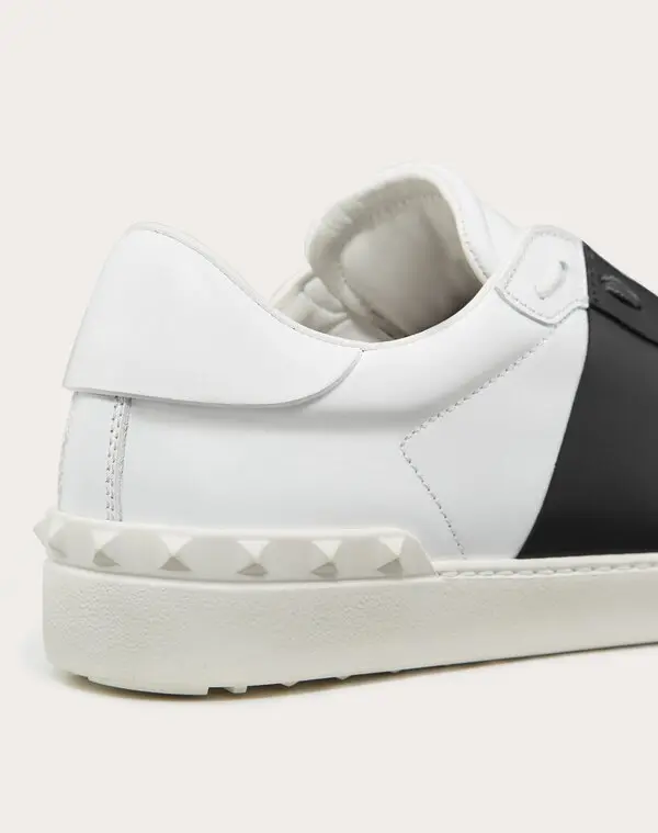 Valentino Garavani Open Round Toe Sneakers - White/black
