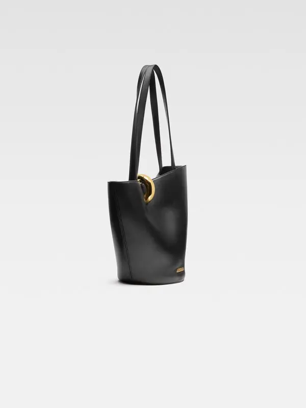 Jacquemus The Medium Bambola Asymmetrical Bucket Bag - Black