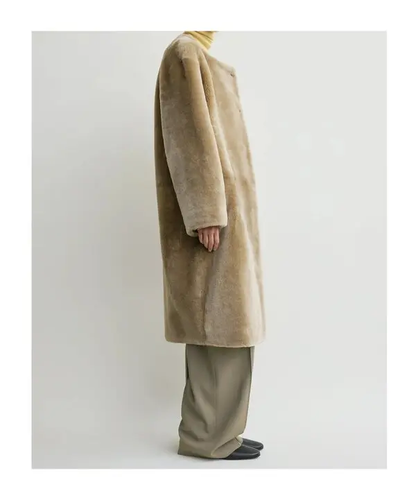 TOTEME Round Neck Collarless Coat - Rye