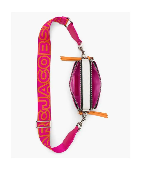 Marc Jacobs The Snapshot Logo Plaque Crossbody Bag - Pink
